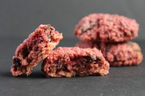Beet Cookies with Dark Chocolate Chunks - Veggie Desserts