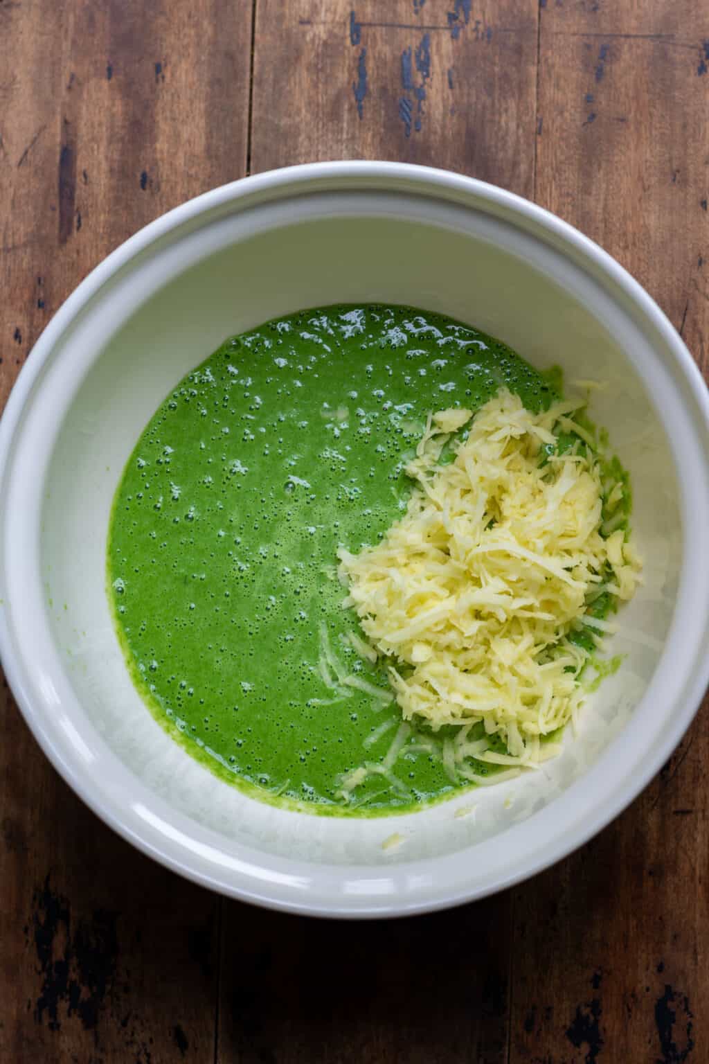 Apple Kale Cake with Apple Icing - Veggie Desserts