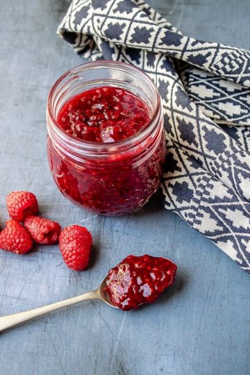 Quick Raspberry Compote Recipe - Veggie Desserts