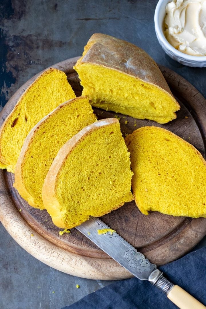 Turmeric Bread - Veggie Desserts
