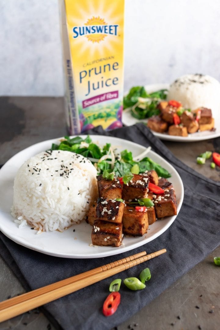 Asian Tofu with Spicy Garlic Sauce - Veggie Desserts