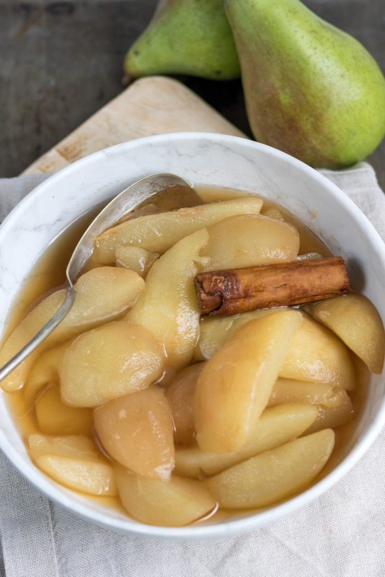 Easy Stewed Pears Recipe - Veggie Desserts
