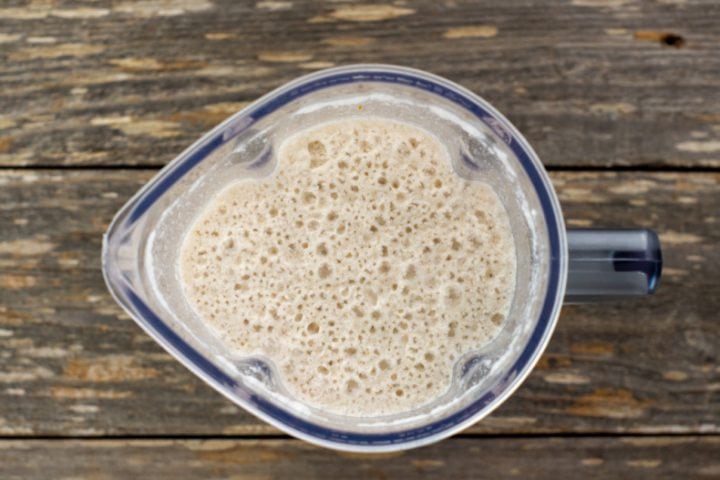 Easy Vegan Eggnog (almond milk) - Veggie Desserts