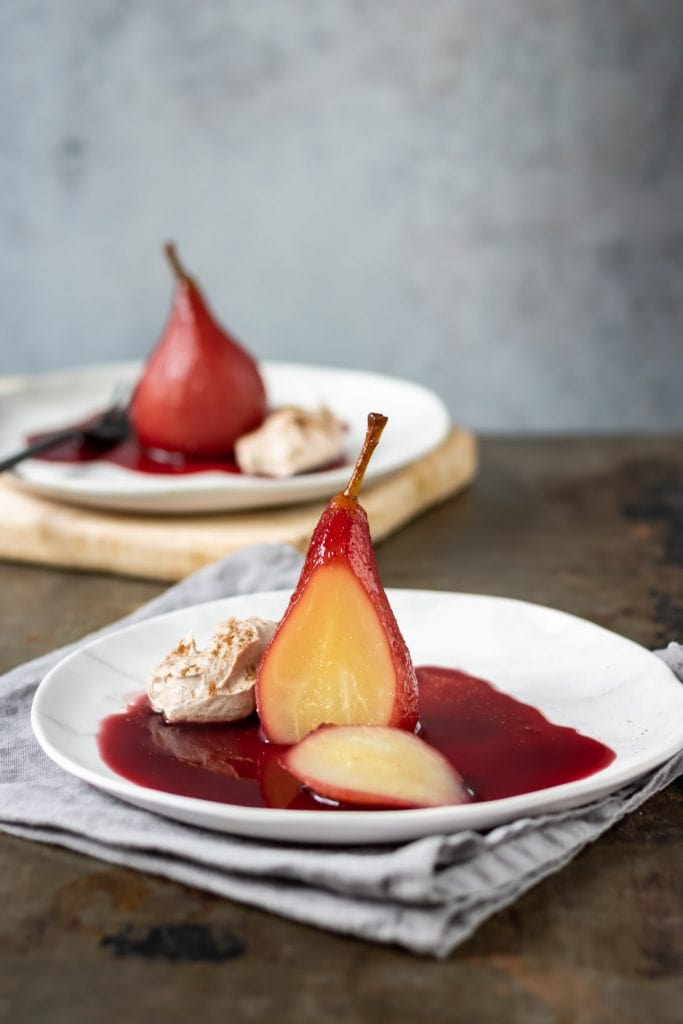 Poached Pears in Red Wine with Cinnamon Cream - Veggie Desserts