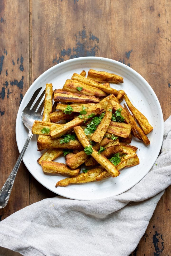 Easy Roasted Curried Parsnips - Veggie Desserts