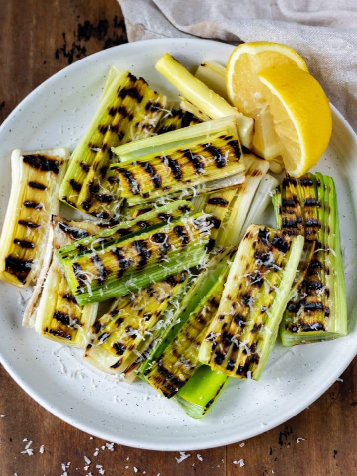 Easy Cheesy Leeks - Veggie Desserts