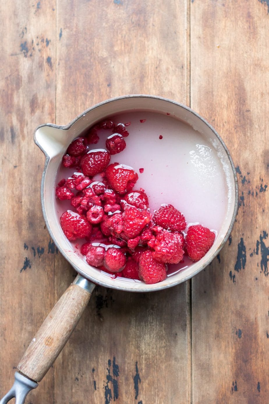Raspberry Syrup - Veggie Desserts