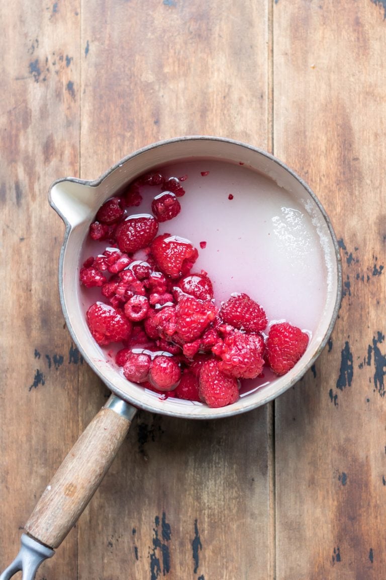Raspberry Syrup - Veggie Desserts