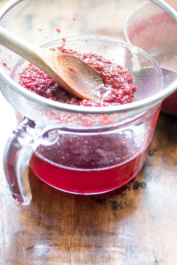 Raspberry Syrup - Veggie Desserts