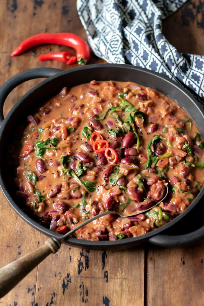 Rajma Masala (Kidney Bean Curry) - Veggie Desserts