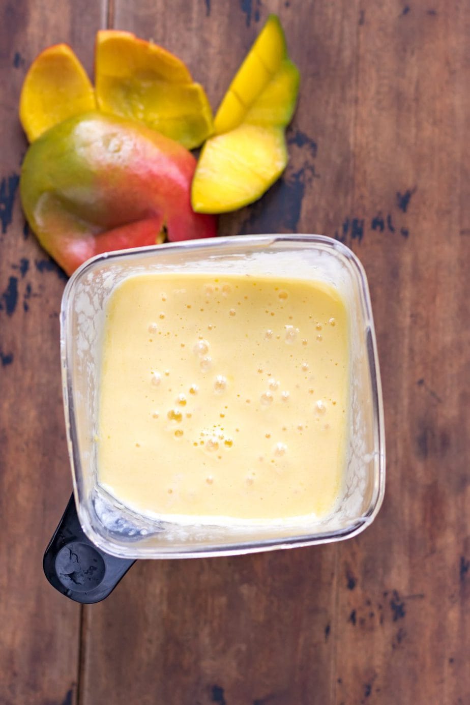 Mango Shake - Veggie Desserts