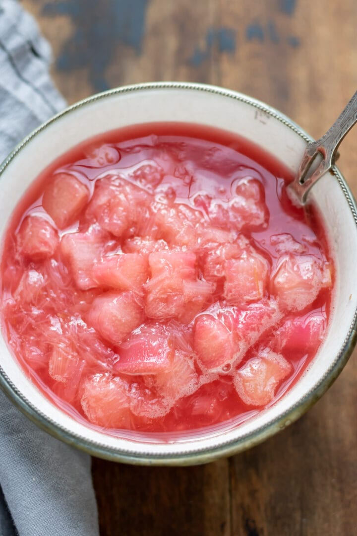 Rhubarb Compote - Veggie Desserts