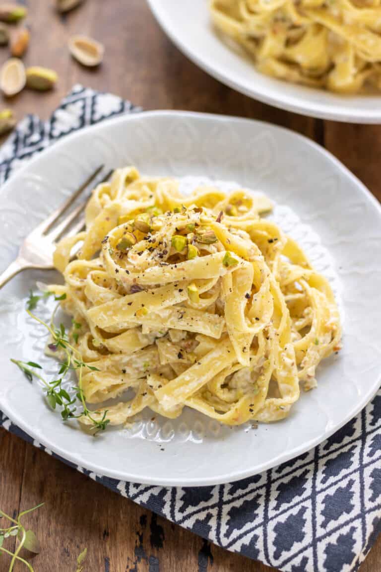 Pistachio Pasta (Pasta al Pistacchio) - Veggie Desserts