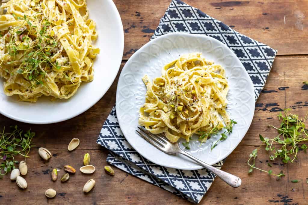 Pistachio Pasta (Pasta al Pistacchio) - Veggie Desserts