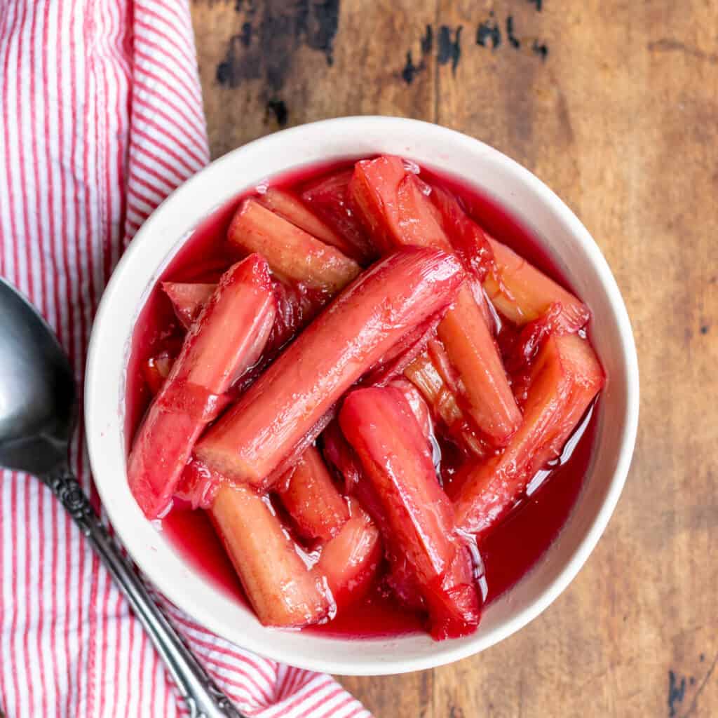 Easy Stewed Rhubarb - Veggie Desserts