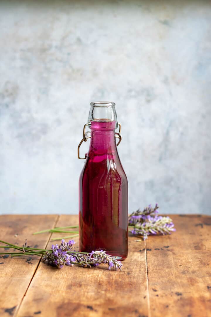 Easy Lavender Syrup - Veggie Desserts