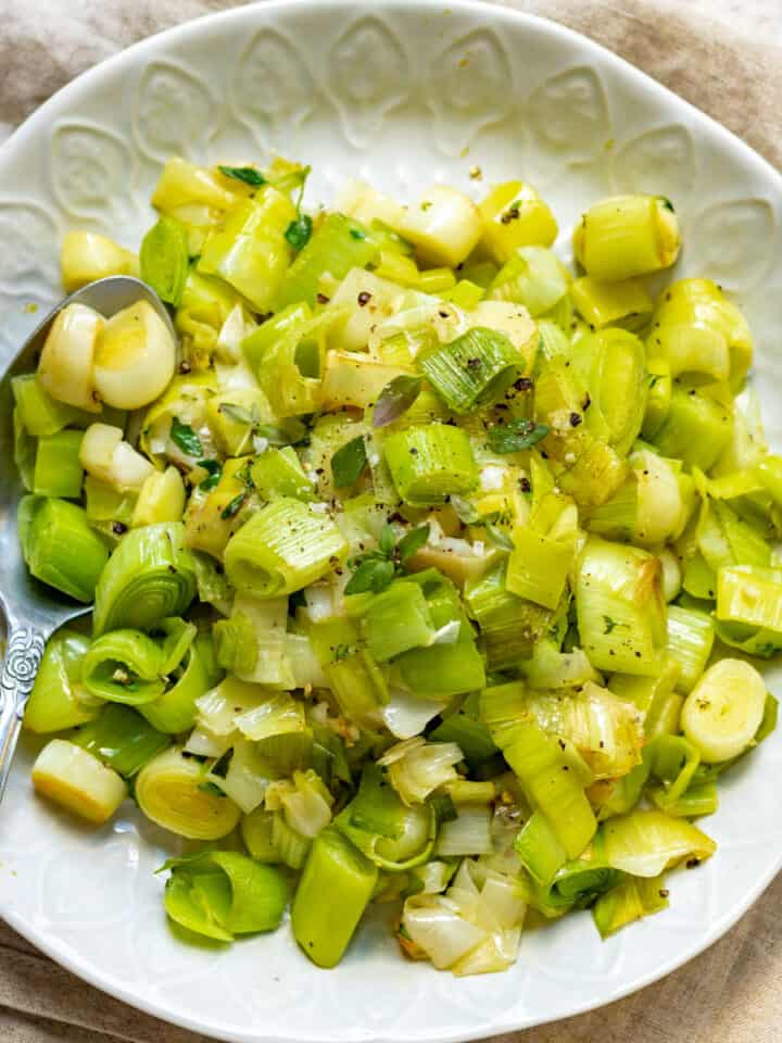 Easy Cheesy Leeks - Veggie Desserts