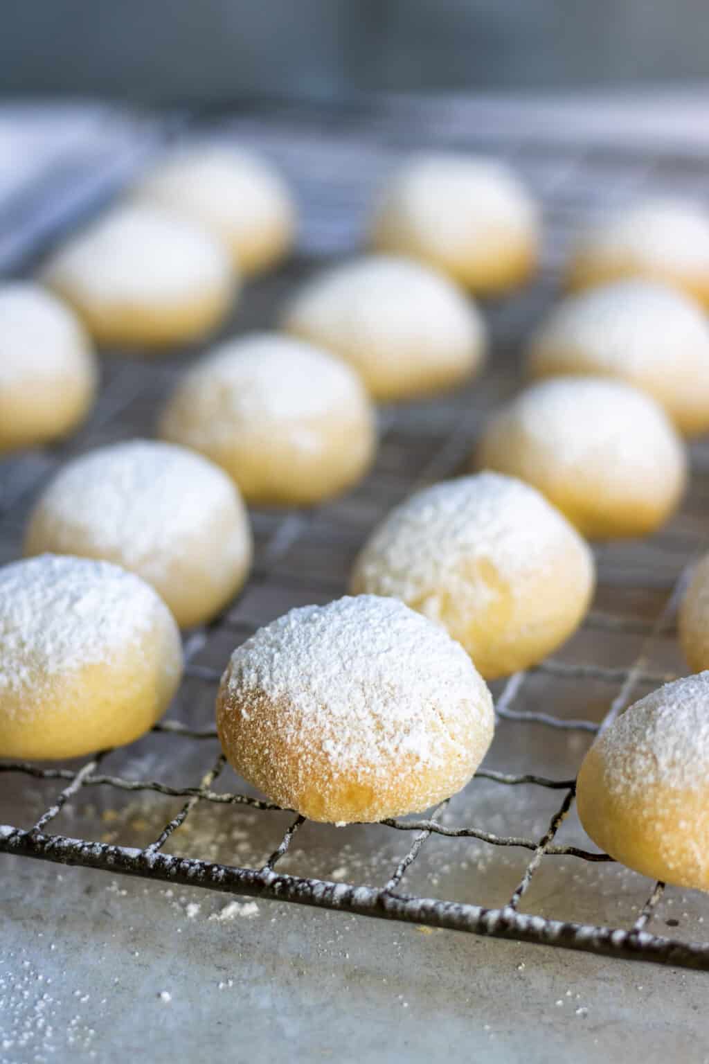 Shortbread Cornstarch Cookies - Veggie Desserts