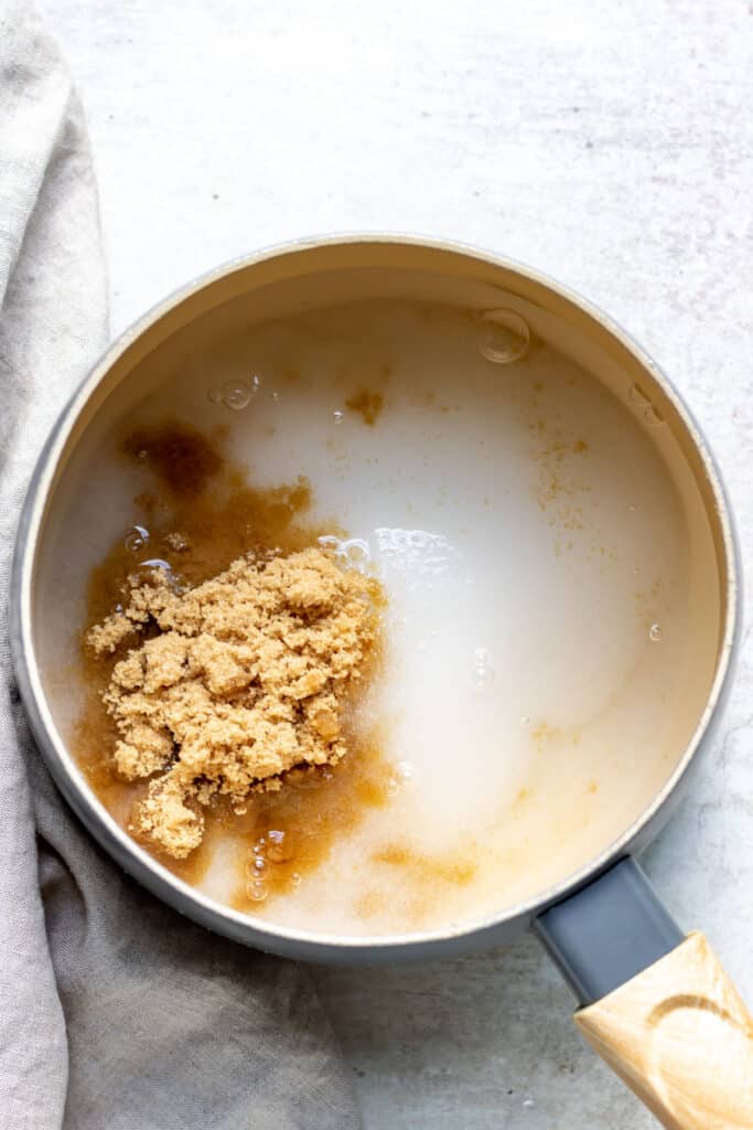 Biscoff Syrup (speculoos) - Veggie Desserts