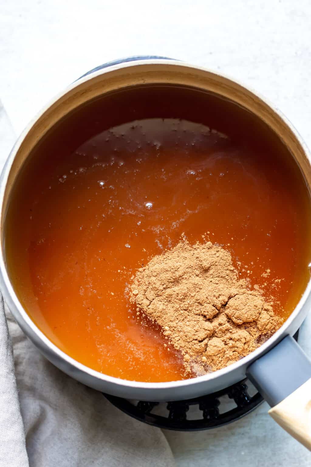 Biscoff Syrup (speculoos) - Veggie Desserts