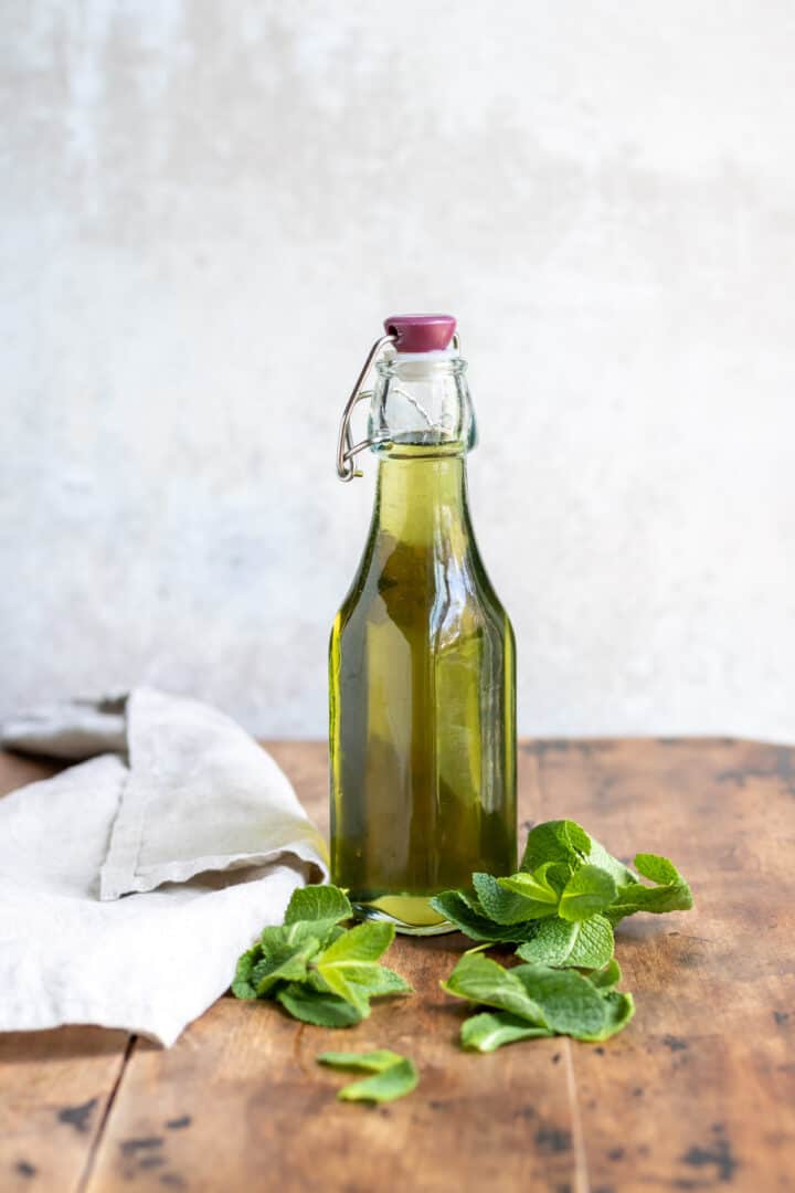 Mint Syrup - Veggie Desserts