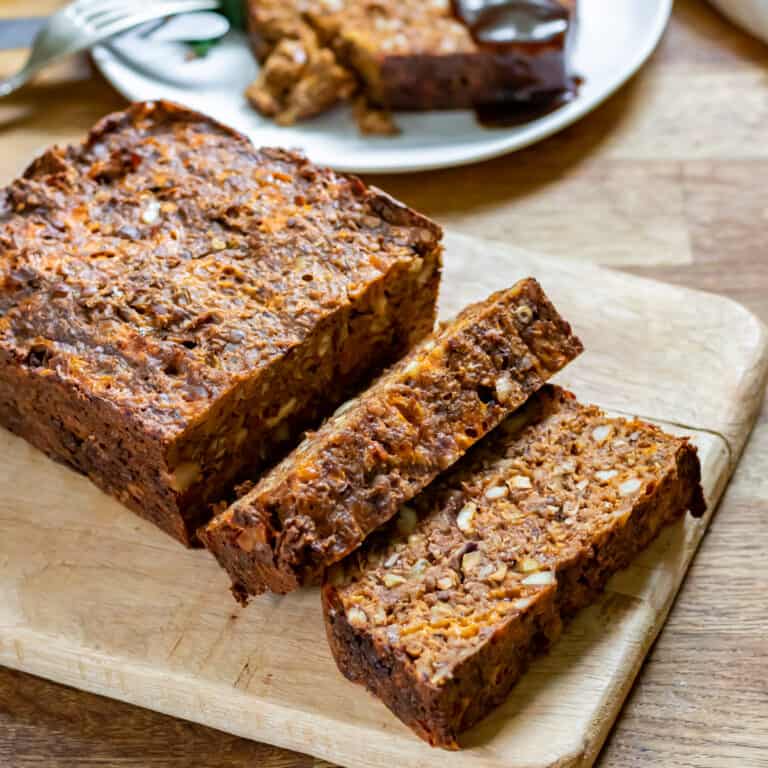 Nut Roast - Veggie Desserts