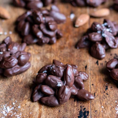 Chocolate Almond Clusters - Veggie Desserts