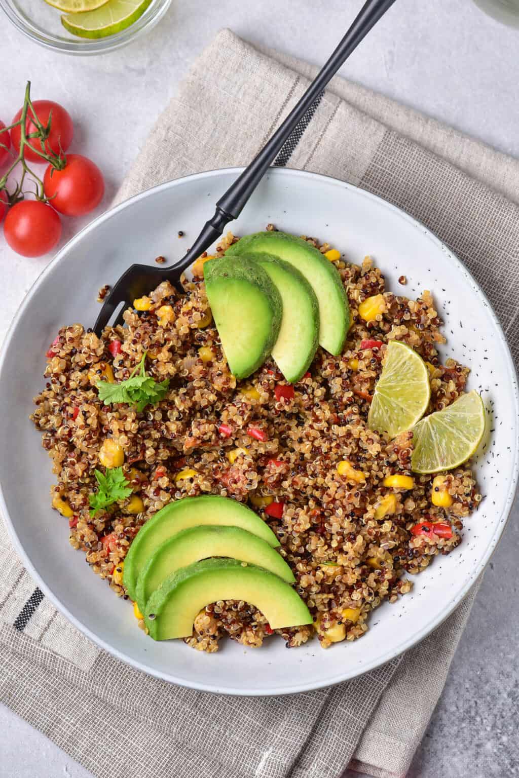 Mexican Quinoa Salad - Veggie Desserts