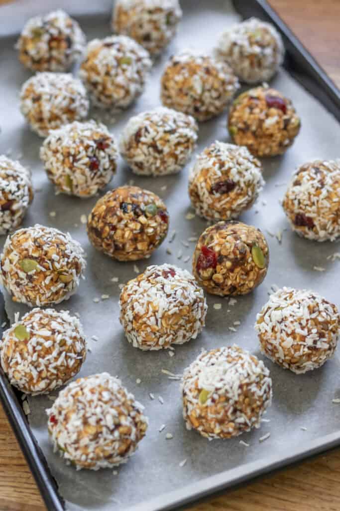 Date Protein Balls - Veggie Desserts