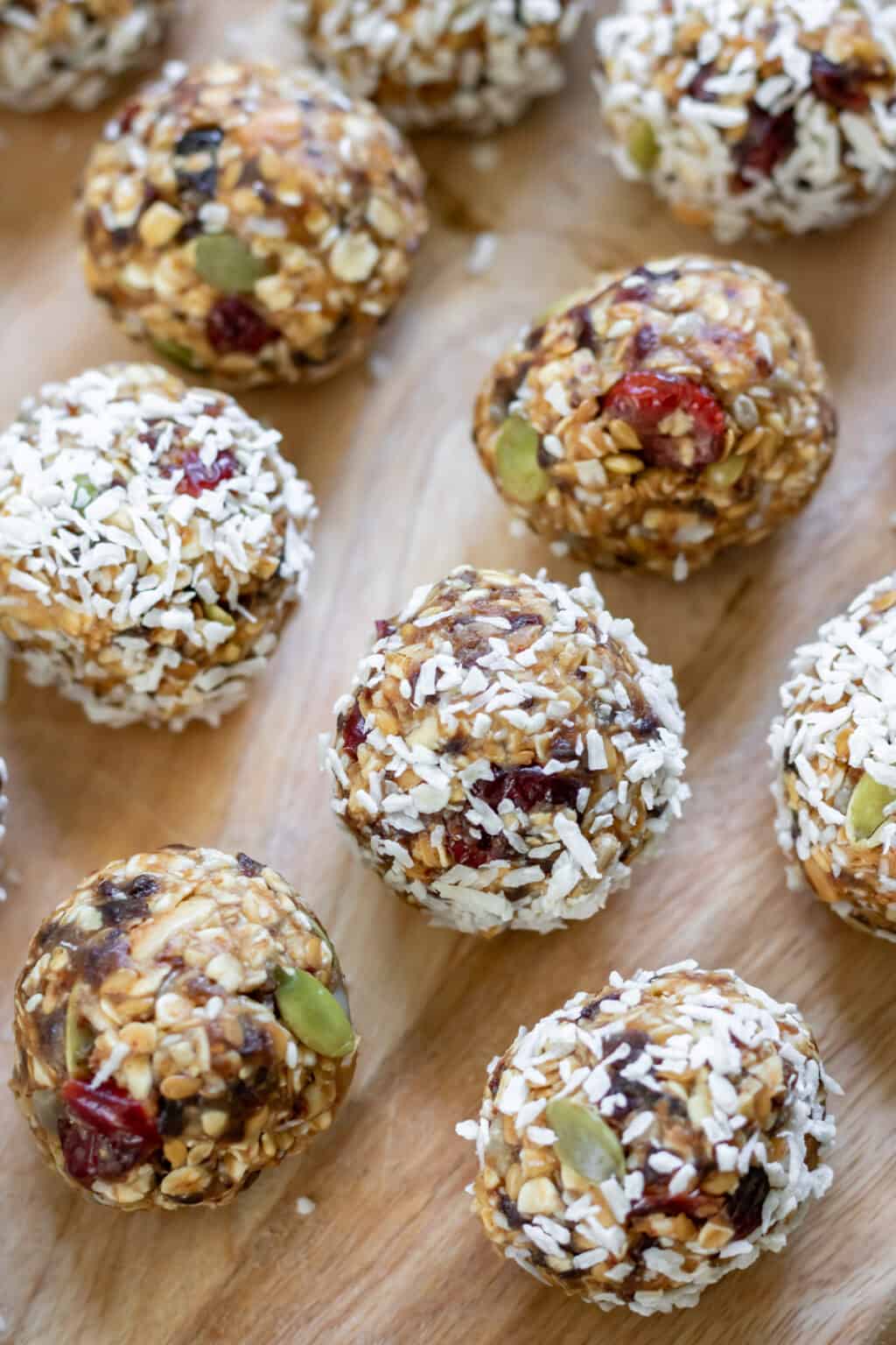Date Protein Balls - Veggie Desserts