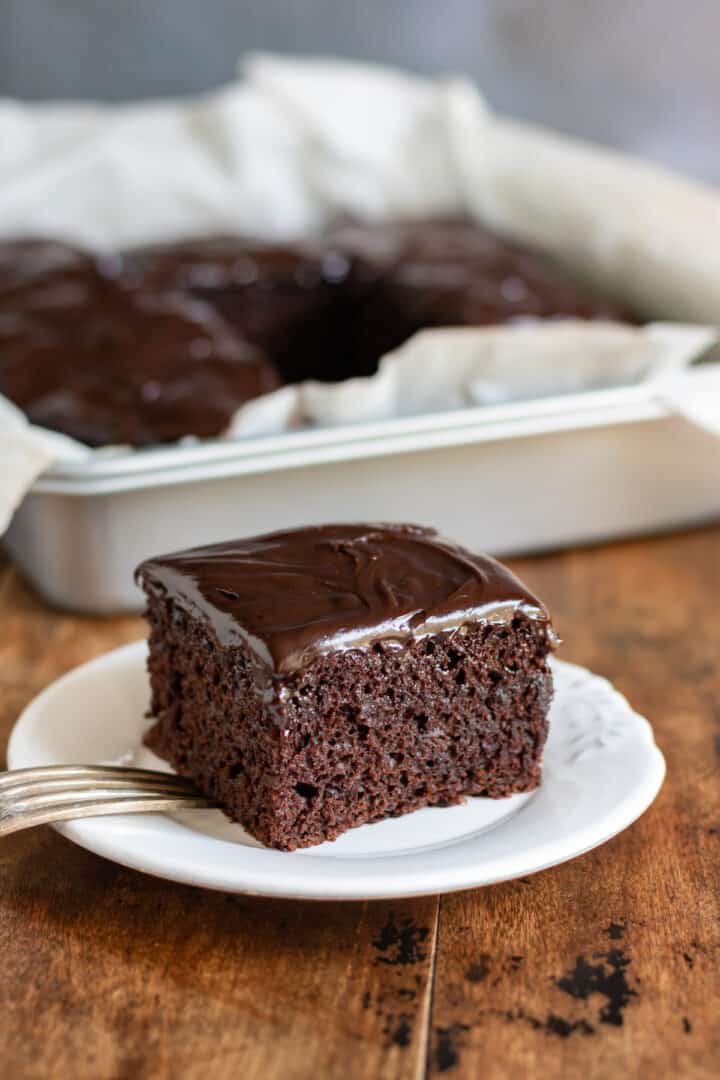 Chocolate Wacky Cake - Veggie Desserts