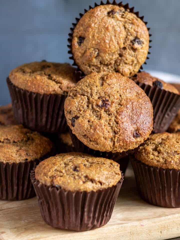 Raisin Muffins - Veggie Desserts