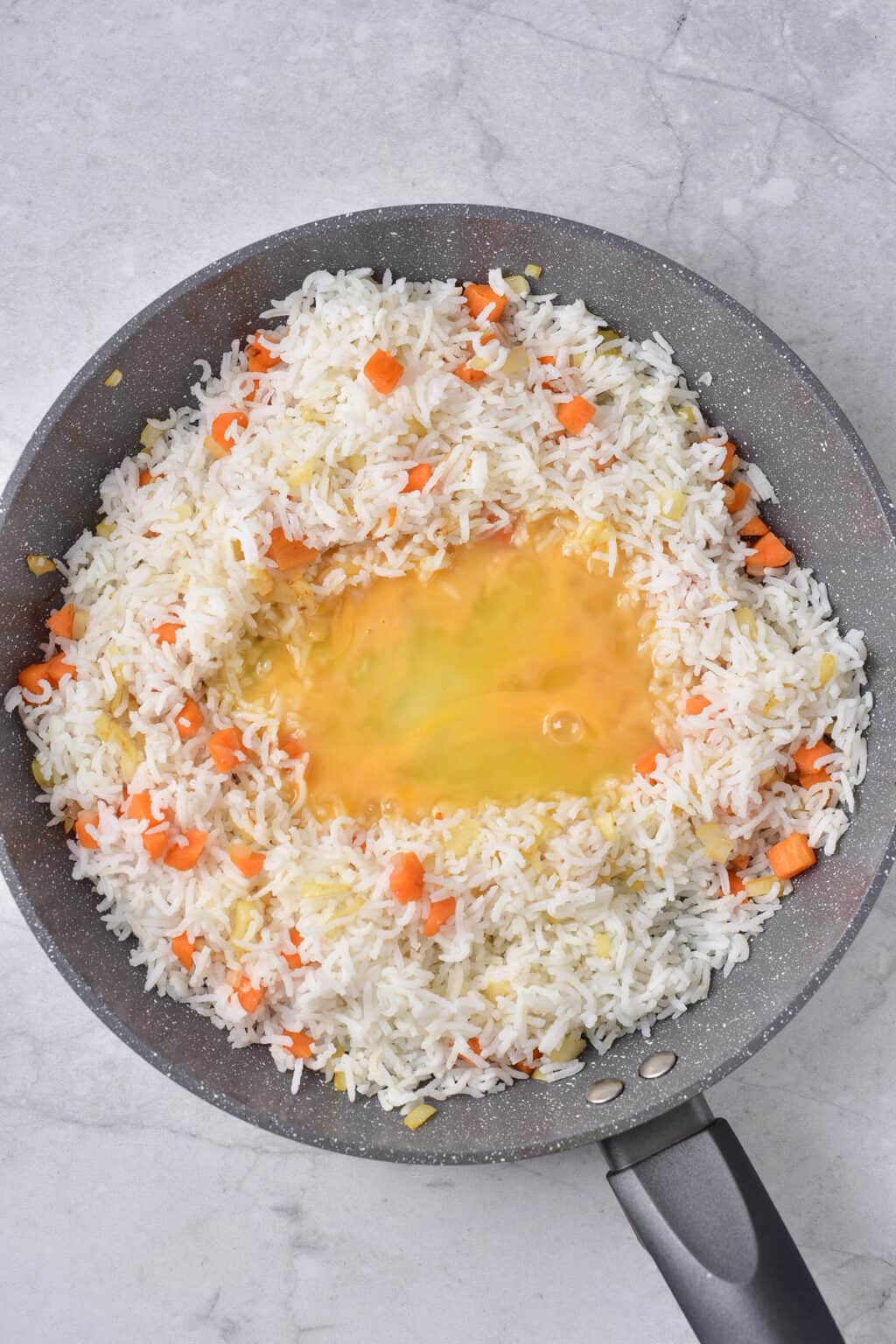 Garlic Fried Rice - Veggie Desserts