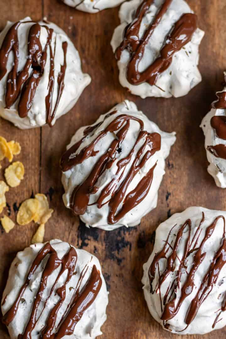 Icelandic Meringue Cornflake Christmas Cookies - Veggie Desserts