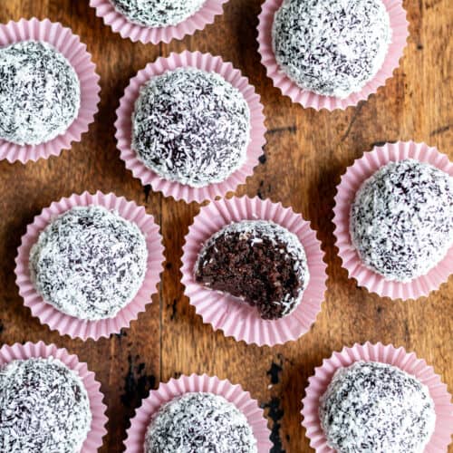 Romkugler Danish Rum Balls - Veggie Desserts