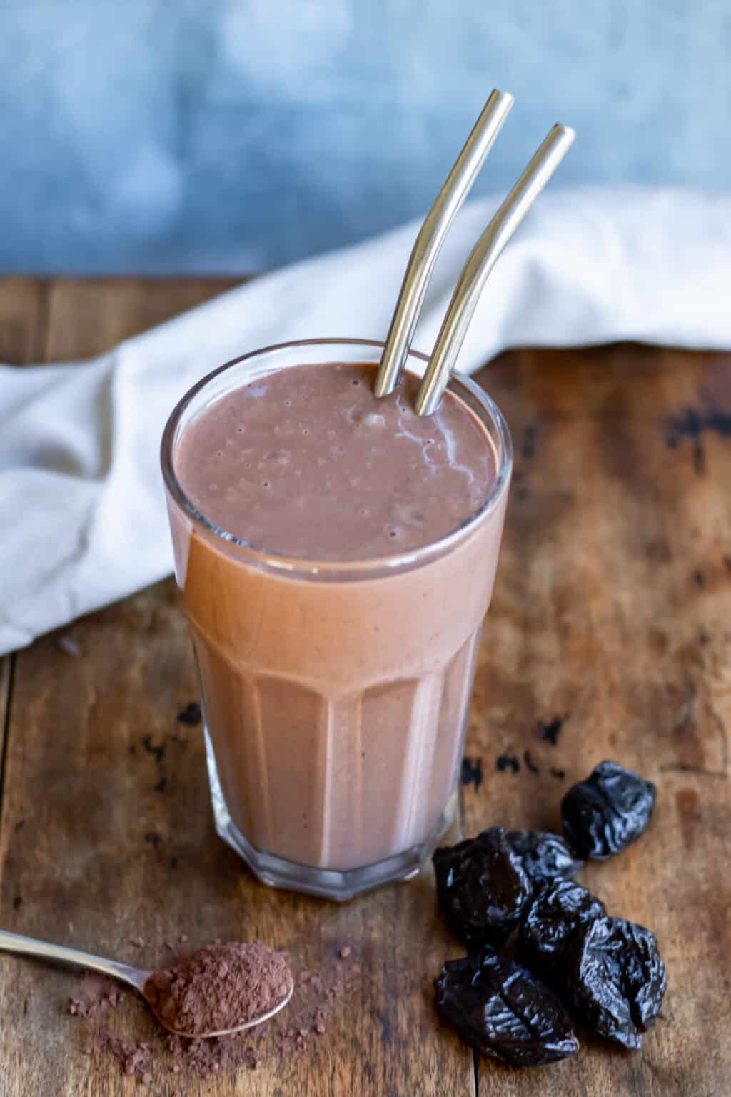 Chocolate Prune Smoothie - Veggie Desserts
