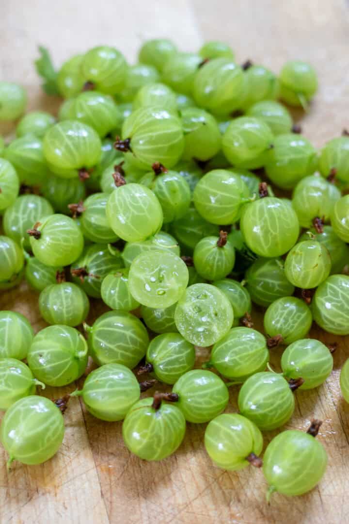 Gooseberry Crumble - Veggie Desserts