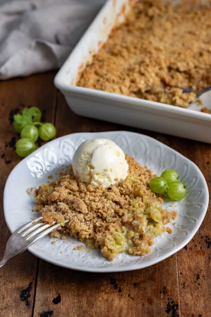 Gooseberry Crumble - Veggie Desserts