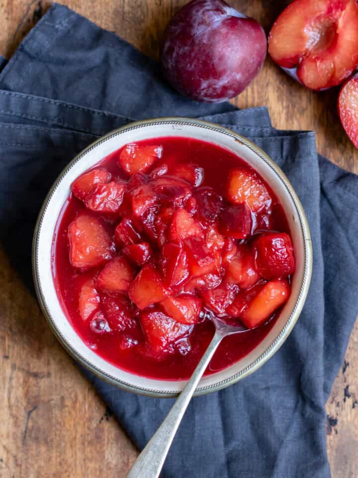 Quick Raspberry Compote Recipe - Veggie Desserts