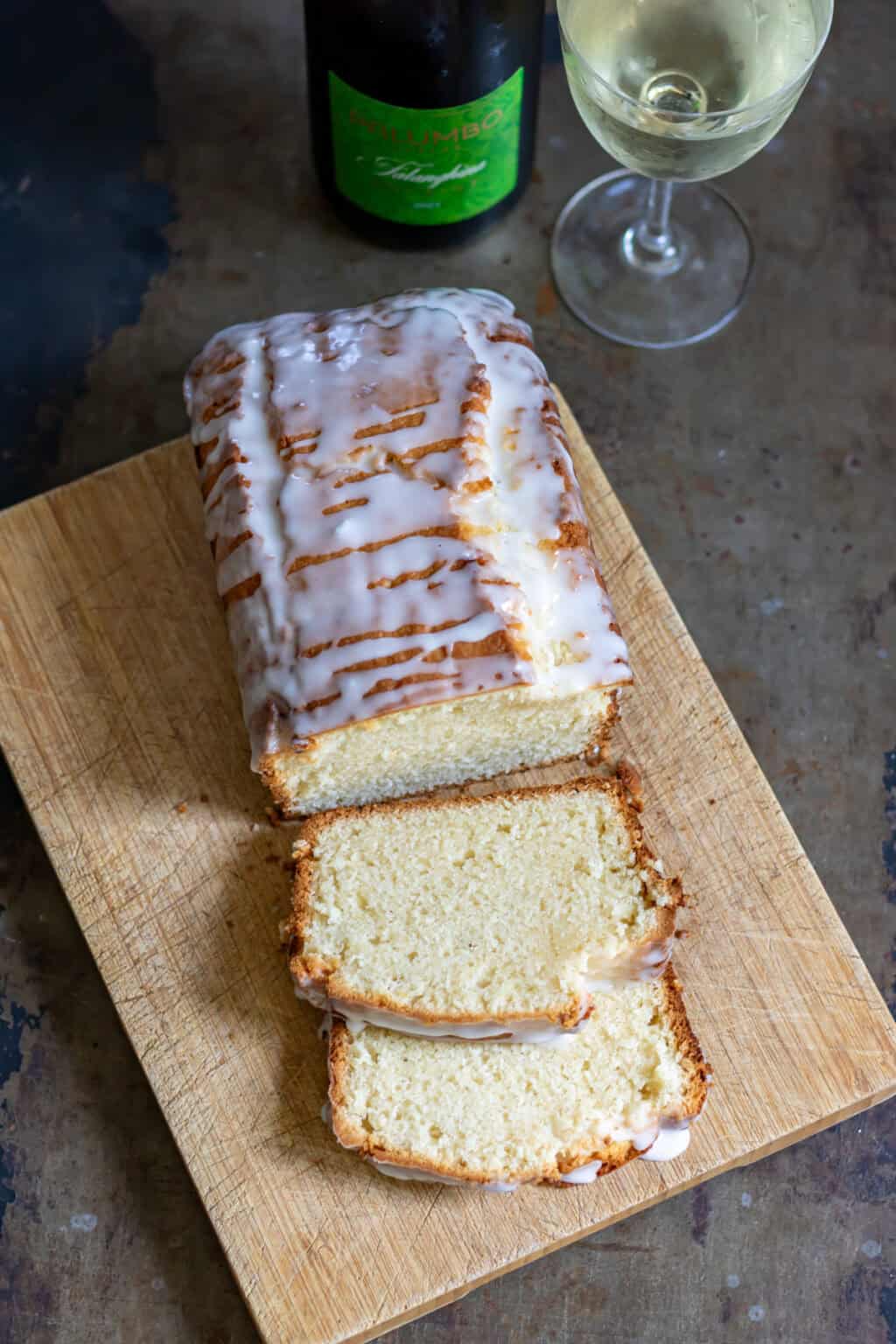 White Wine Cake - Veggie Desserts